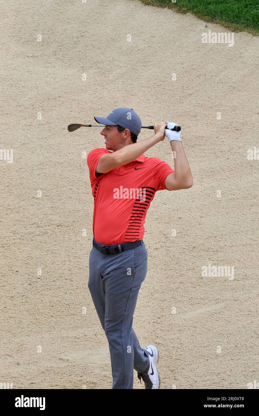 PGA Pro Golfer Rory McIlroy Stock Photo - Alamy