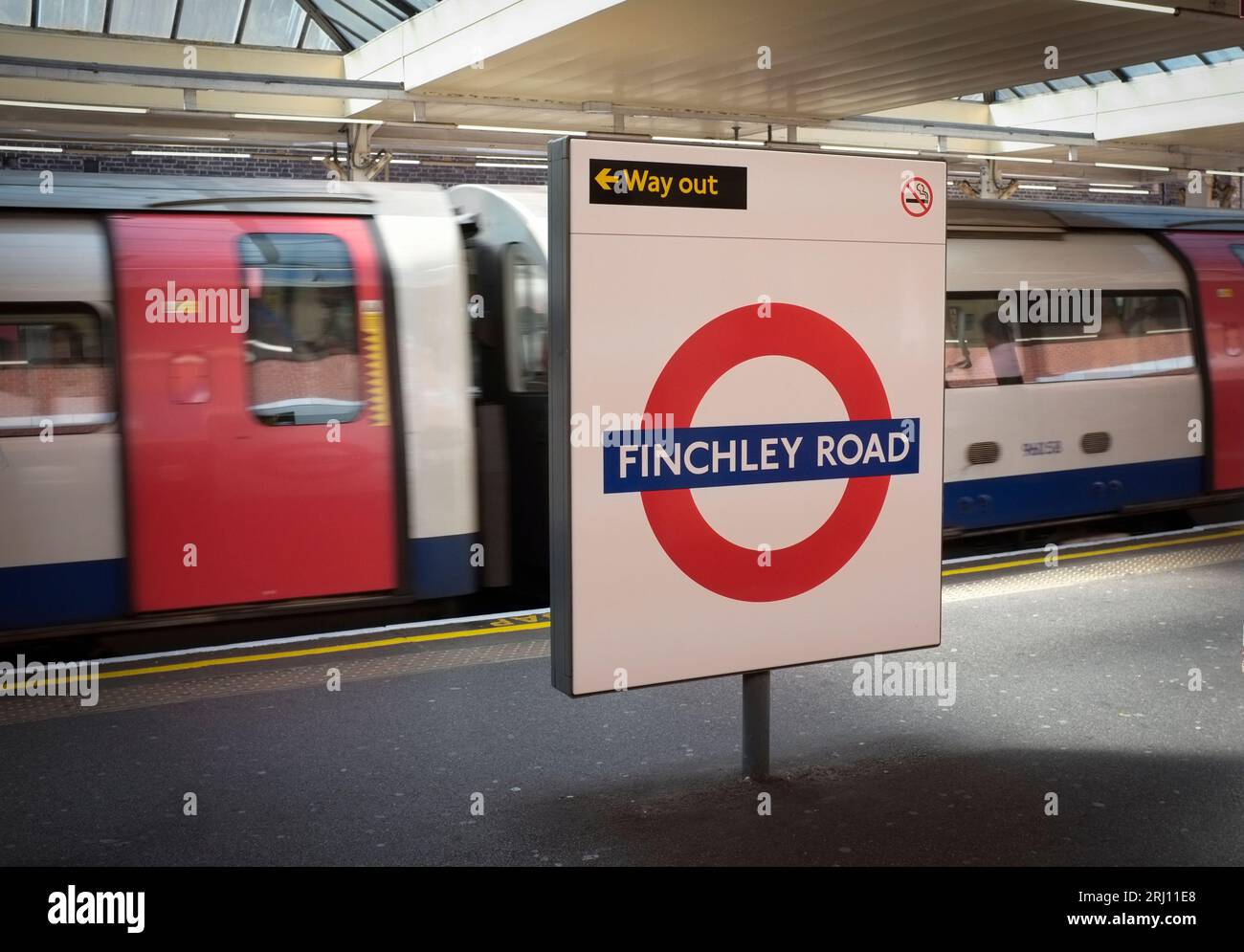 Finchley road underground hi-res stock photography and images - Alamy
