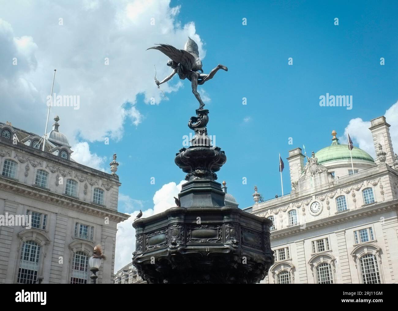 Statue of anteros on piccadilly circus hi-res stock photography and ...