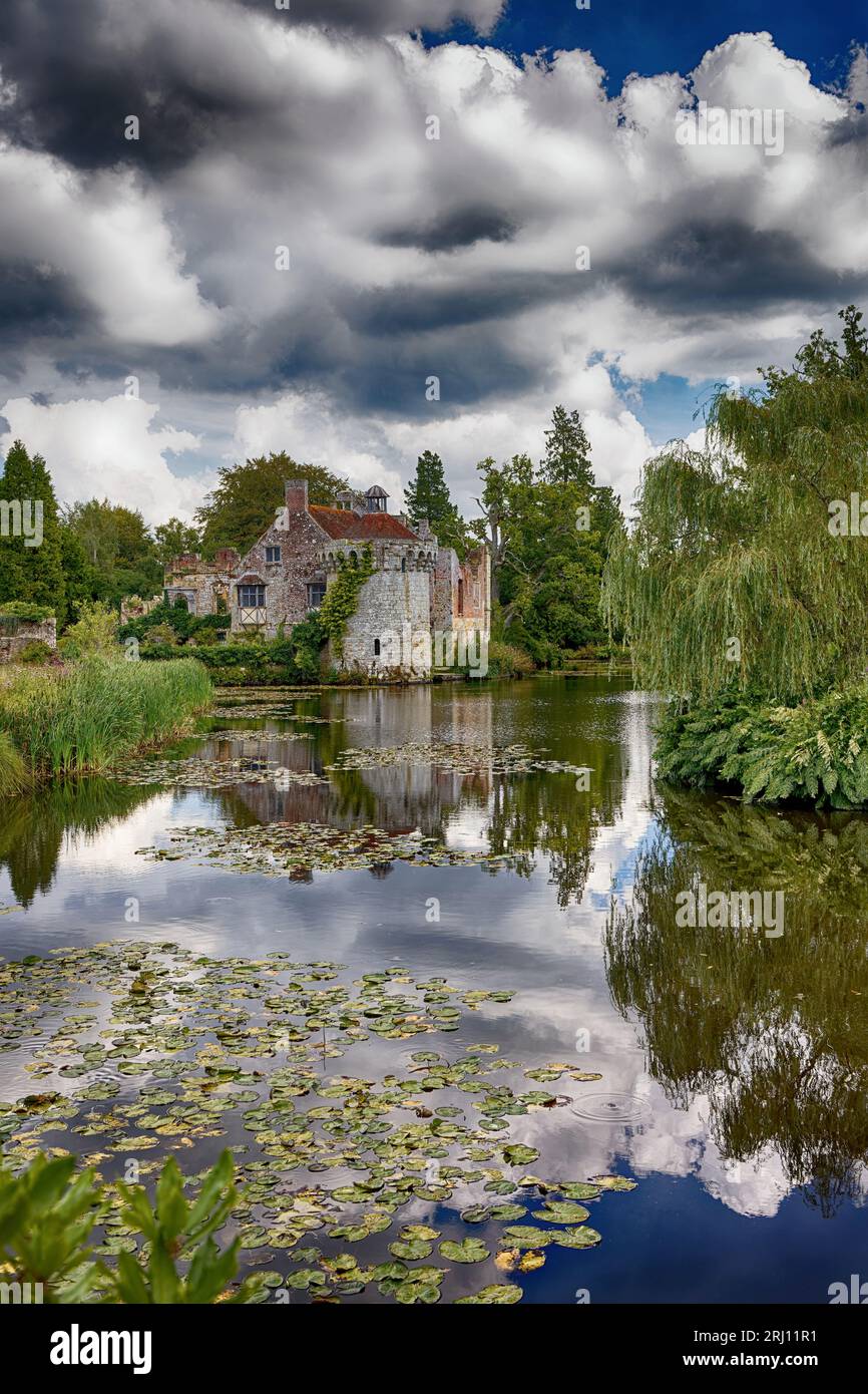 Scotney Castle Lamberhurst Kent England UK Stock Photo - Alamy