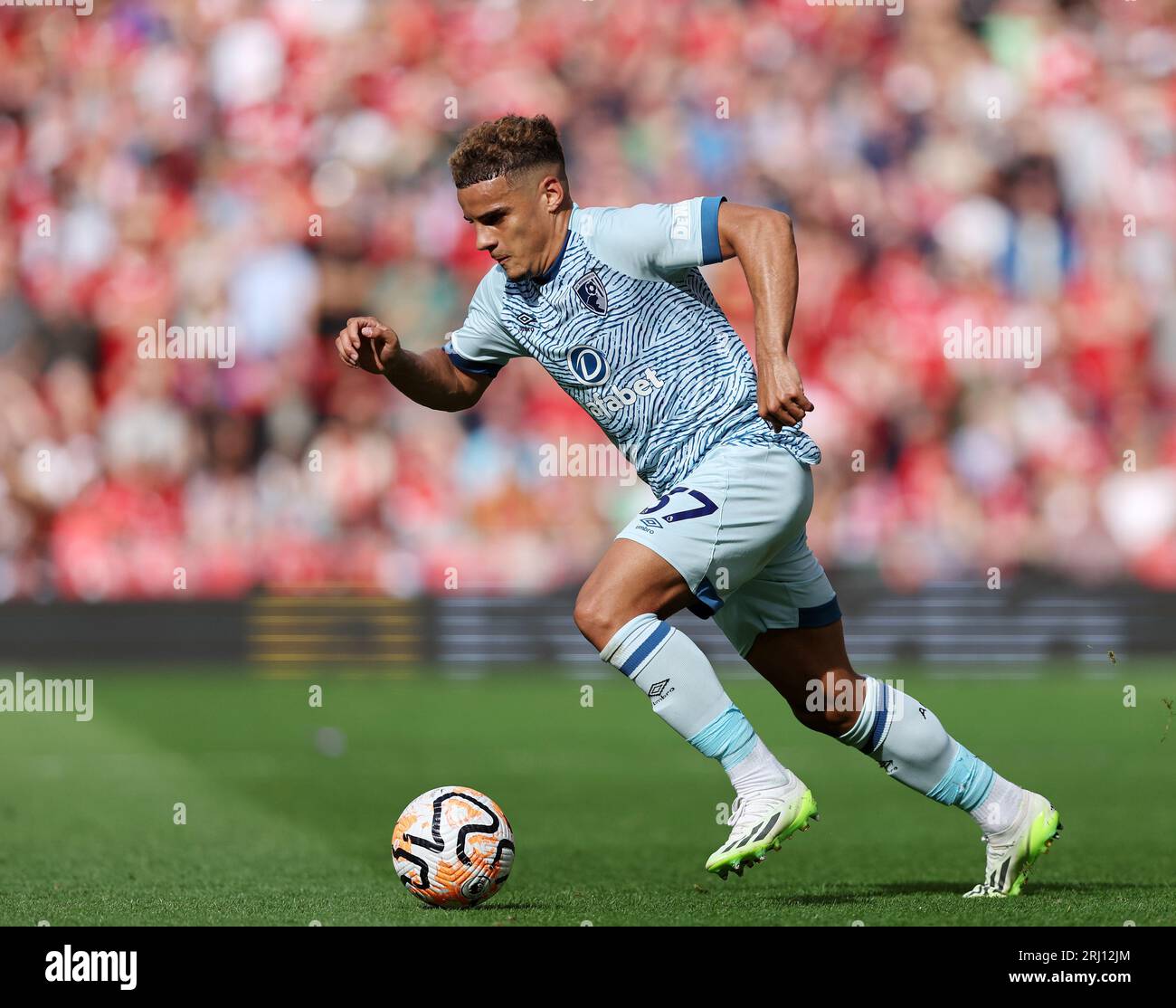 Liverpool bournemouth anfield hi-res stock photography and images - Alamy