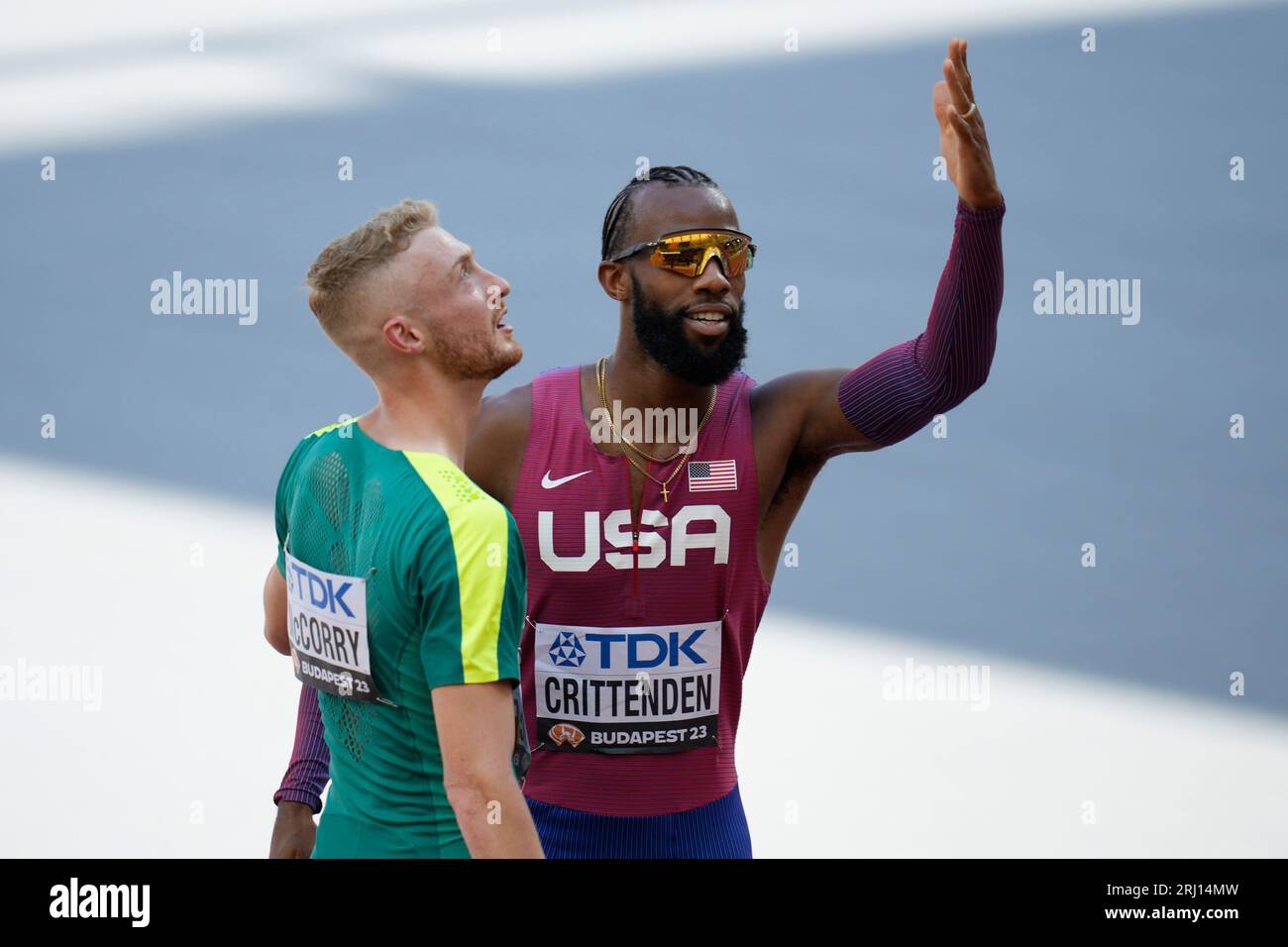Freddie Crittenden, of the United States, and Jacob Mccorry, of ...