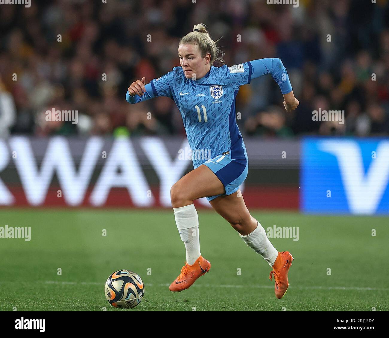Lauren Hemp #11 of England breaks with the ball during the FIFA Women's ...