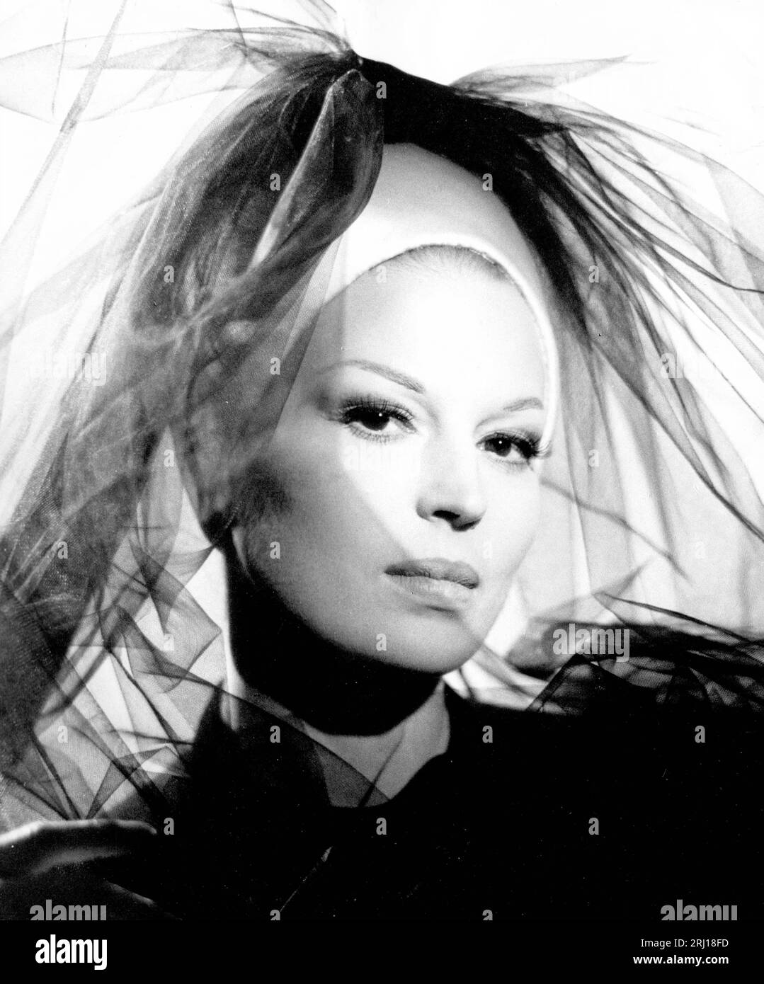 Silvana mangano le streghe witches Black and White Stock Photos ...