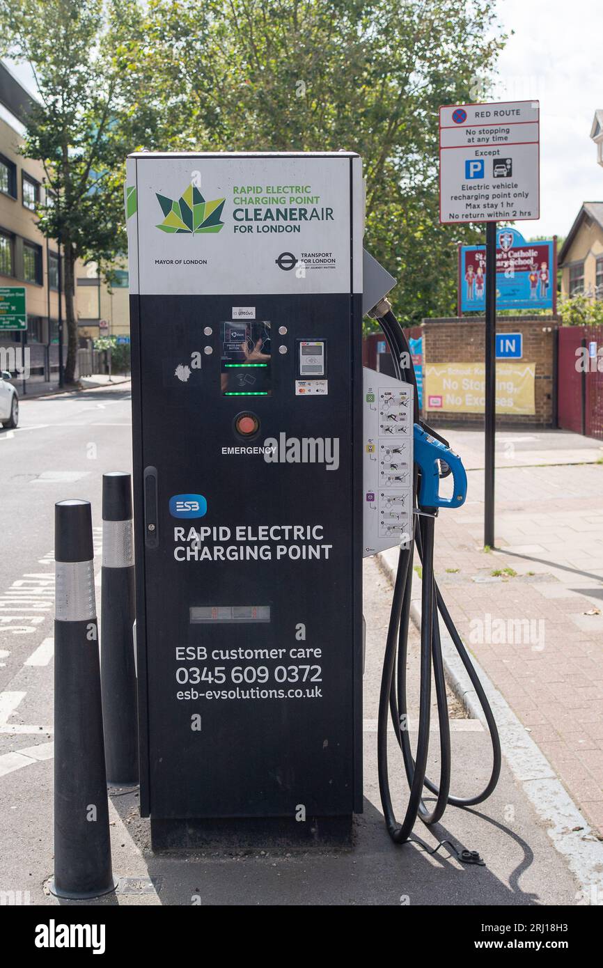 Vauxhall, London, UK. 10th August, 2023. An ESB rapid electric charging ...