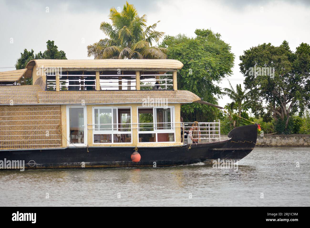 Alleppey House boats floating in kerala lake Stock Photo - Alamy