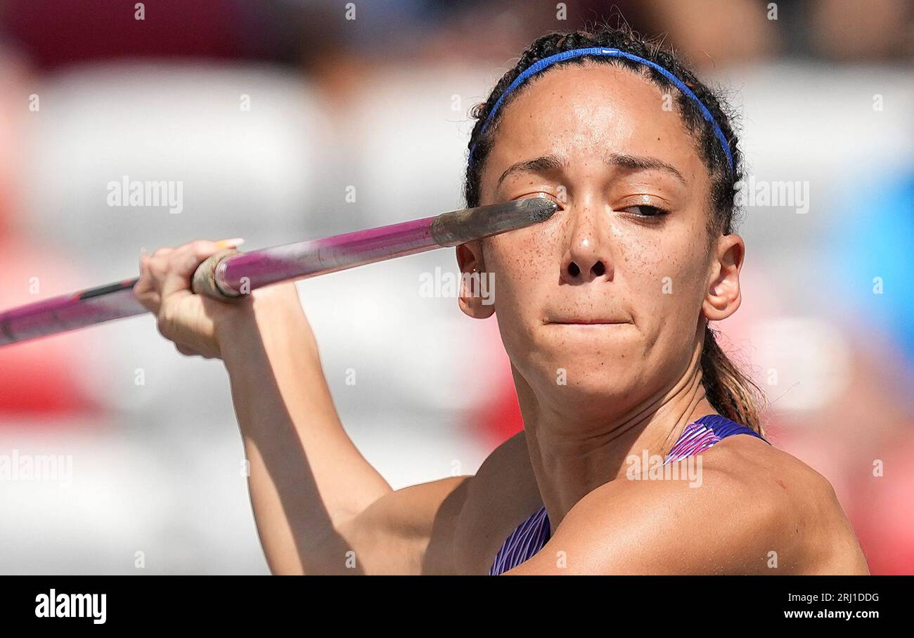 Great Britain's Katarina Johnson-Thompson throws a personal best in the ...