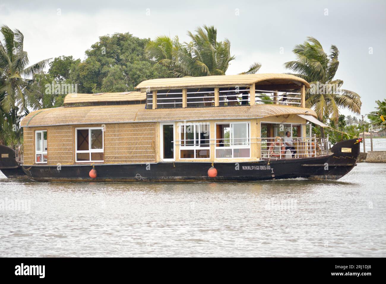 Alleppey House boats floating in kerala lake Stock Photo - Alamy