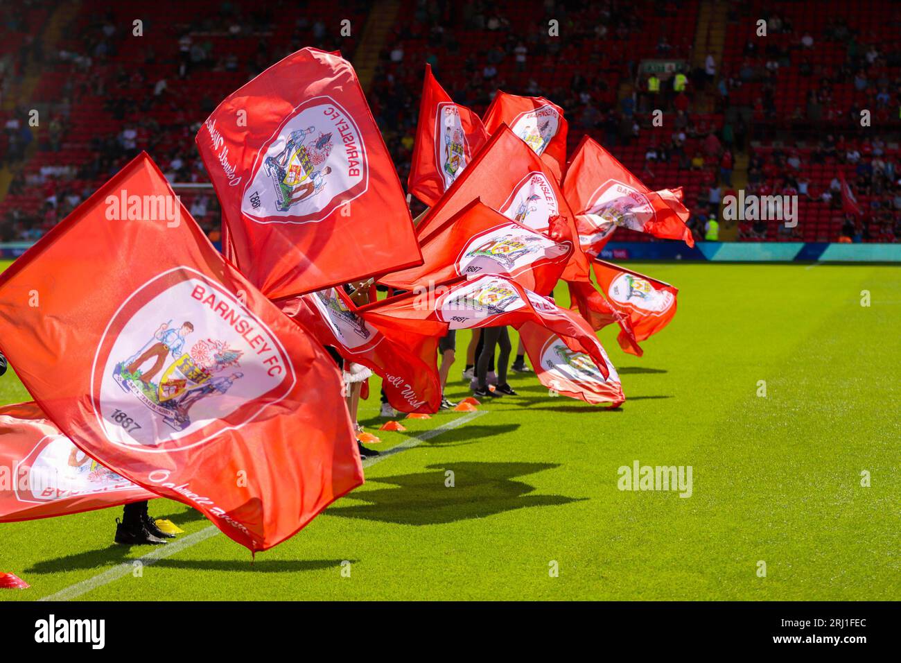 Efl mascots hi-res stock photography and images - Alamy