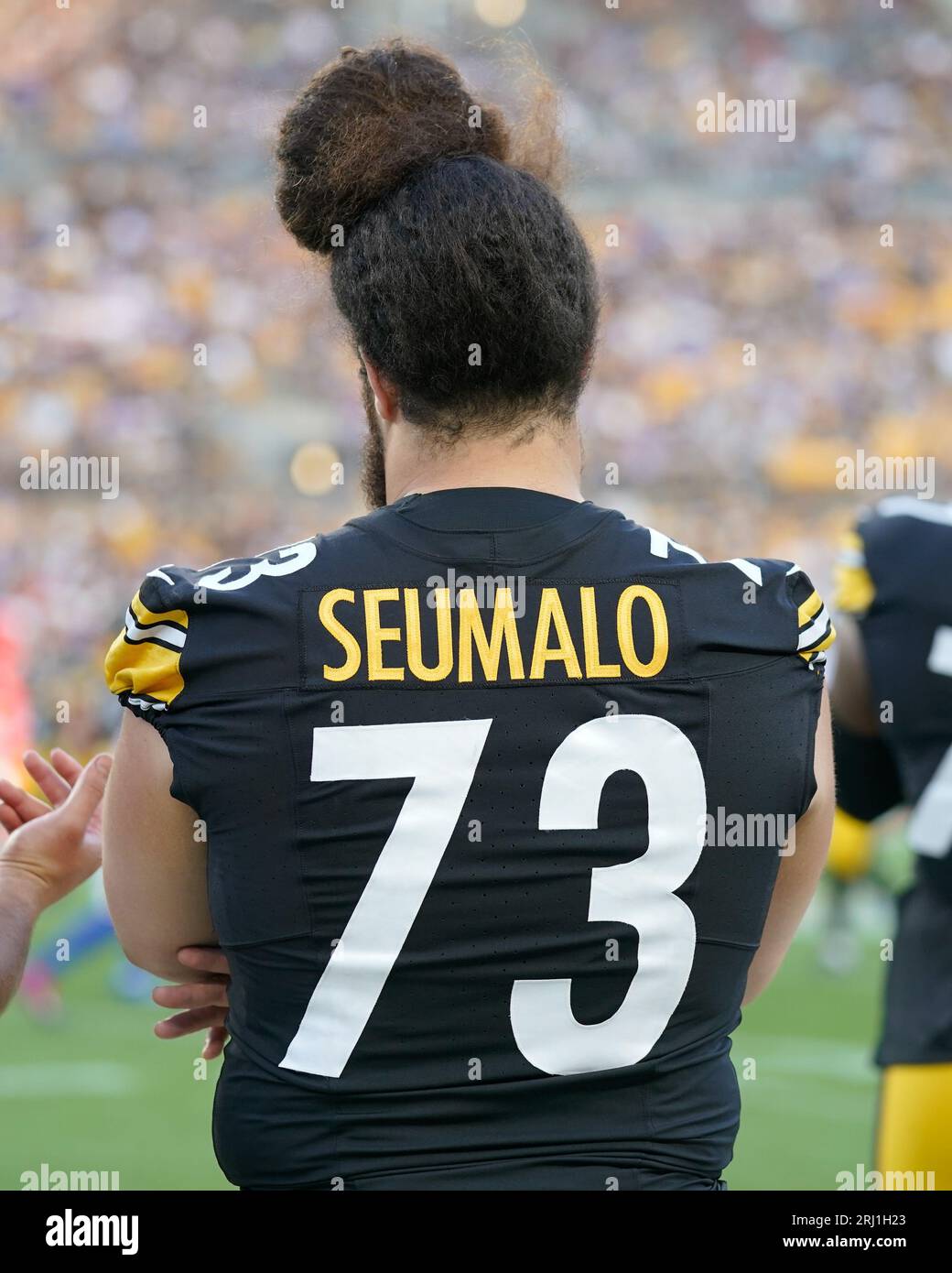 Isaac seumalo steelers hi-res stock photography and images - Alamy