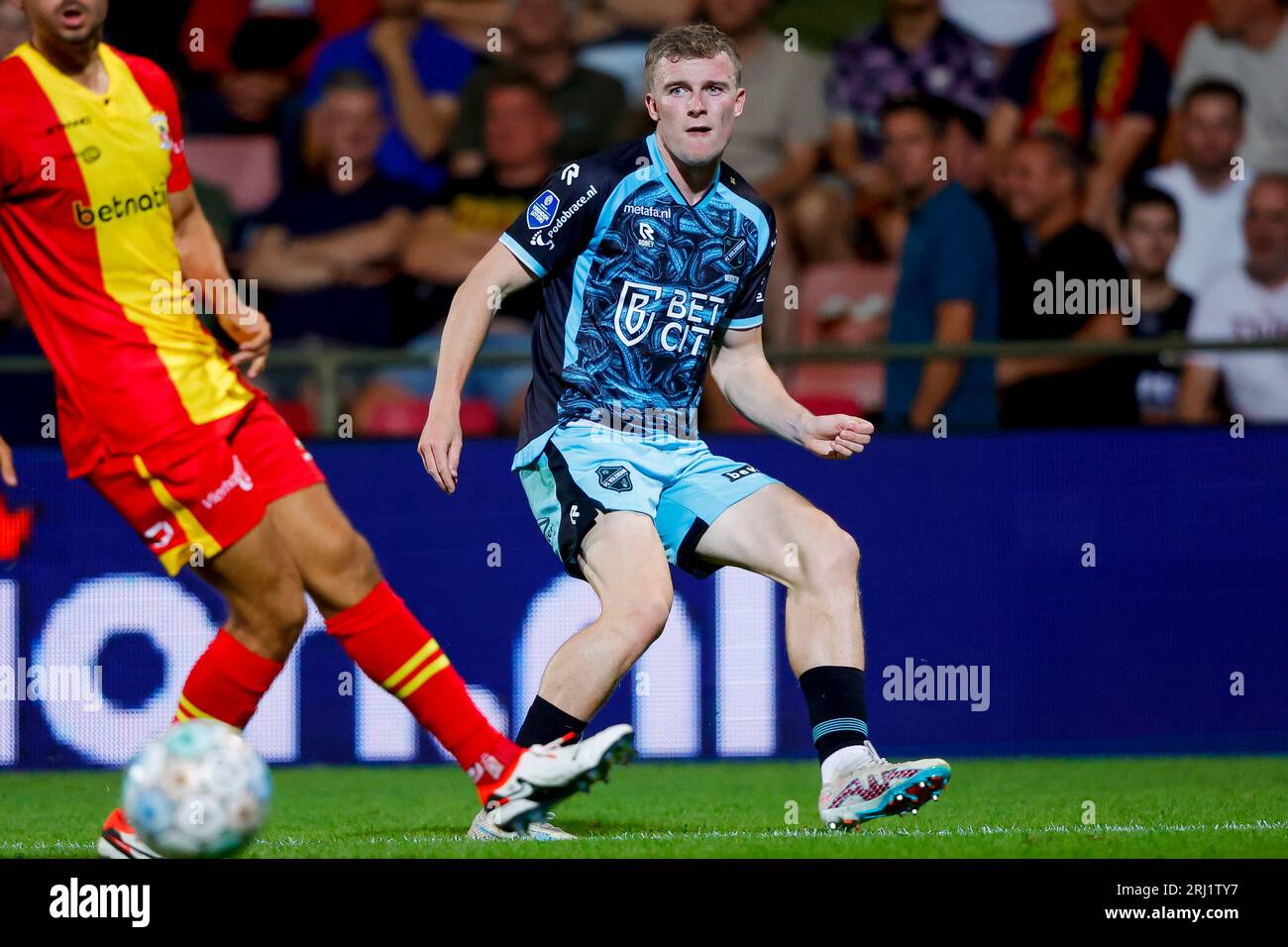 Derry john murkin of fc volendam hi-res stock photography and images ...