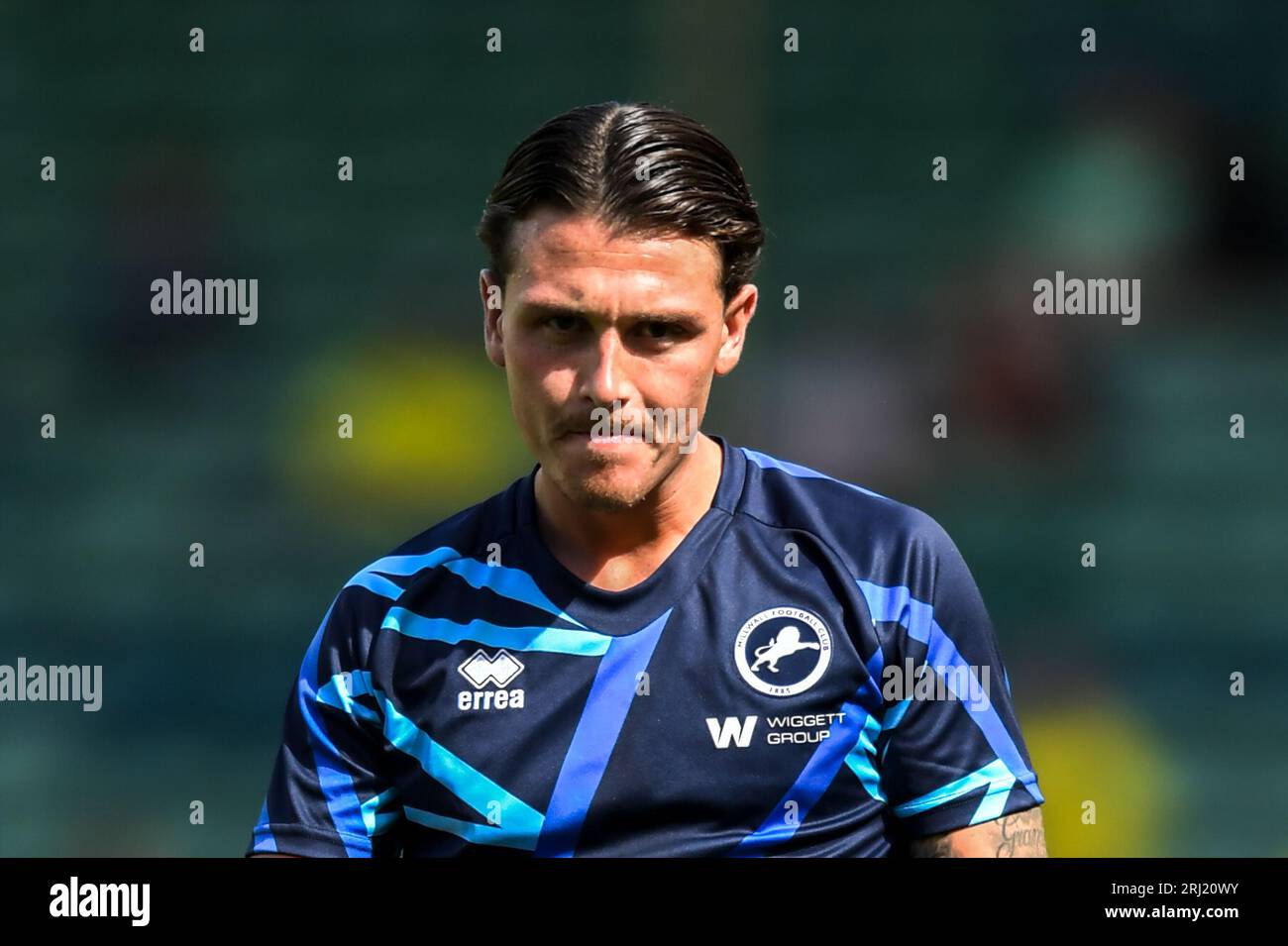 Danny McNamara (2 Millwall) during the Sky Bet Championship match ...