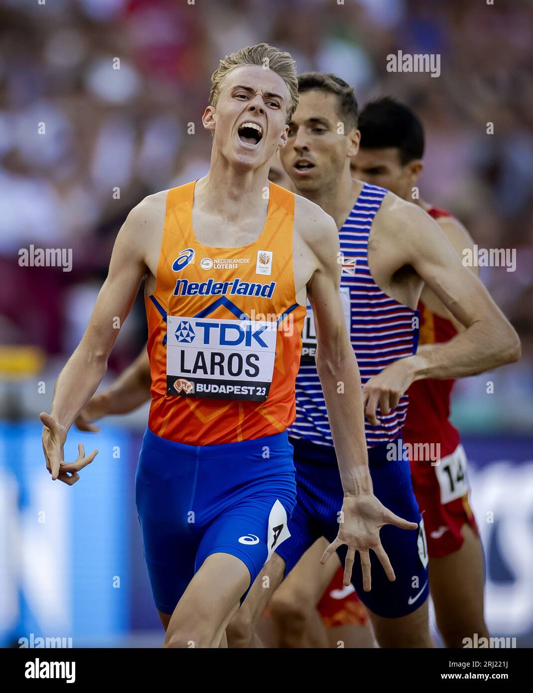 BUDAPEST - Niels Laros in action on the 1500 meters during the second ...
