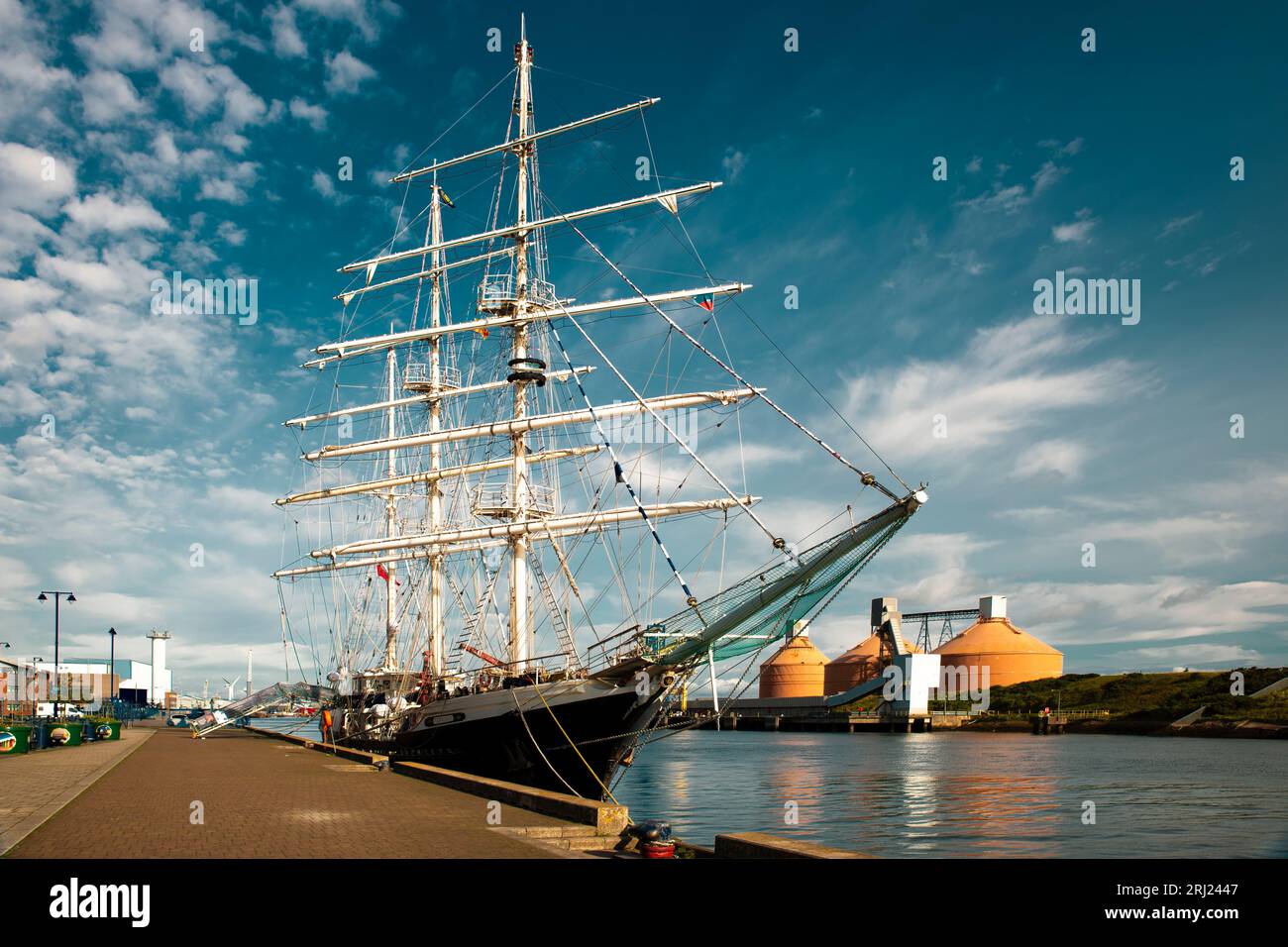 Sv tenacious hi-res stock photography and images - Alamy