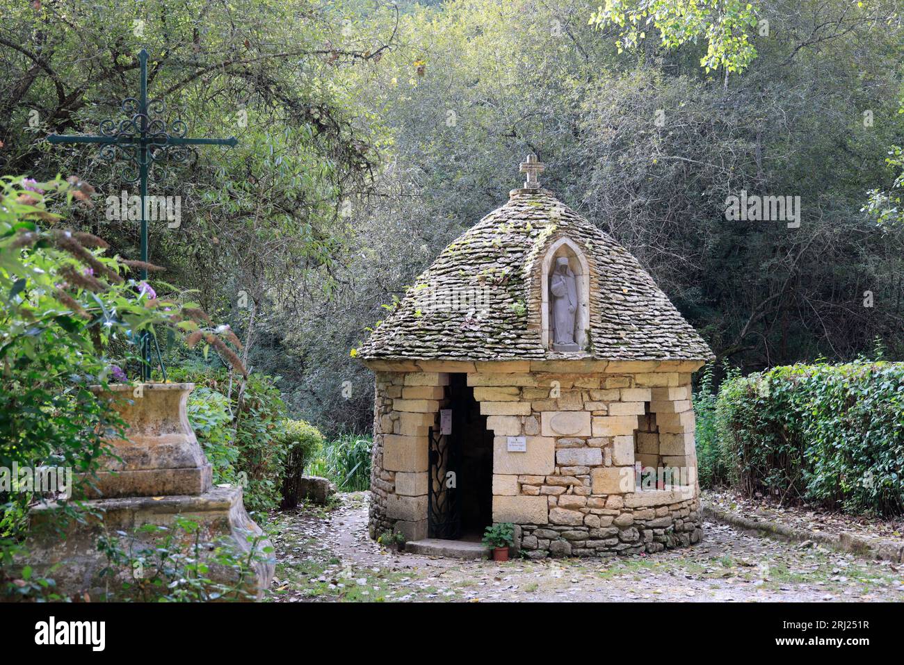 Notre Dame de Redon Espic en Périgord Noir. En 1814 la Vierge Marie est ...