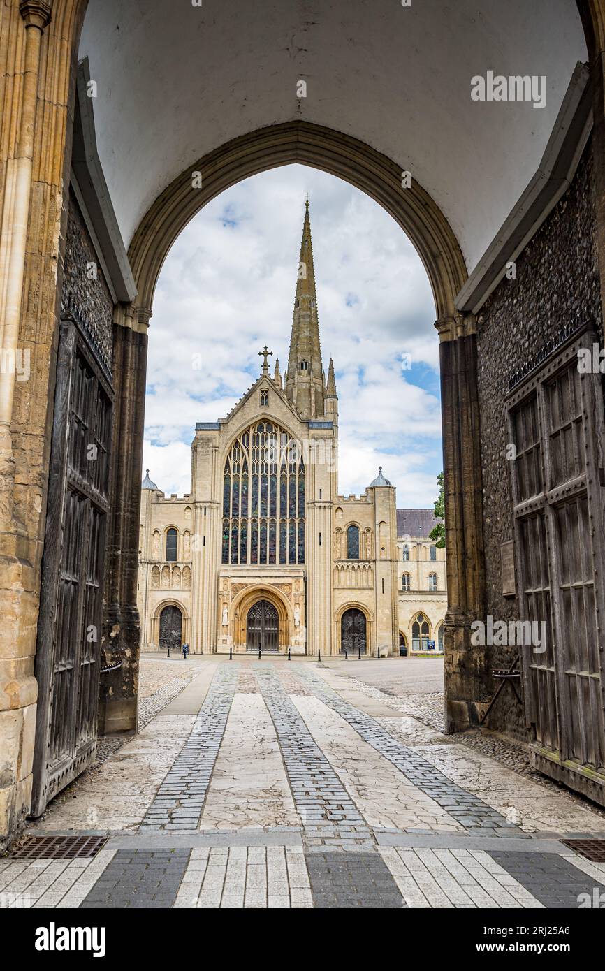 Norwich Cathedral framed by the beautiful Erpingham Gate in August 2023 ...
