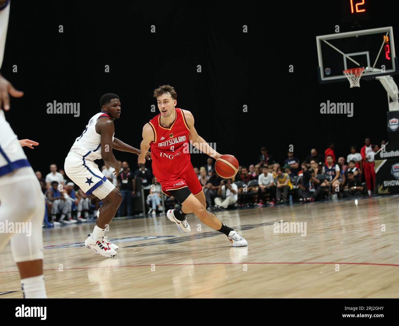 Anthony edwards basketball hi-res stock photography and images - Alamy
