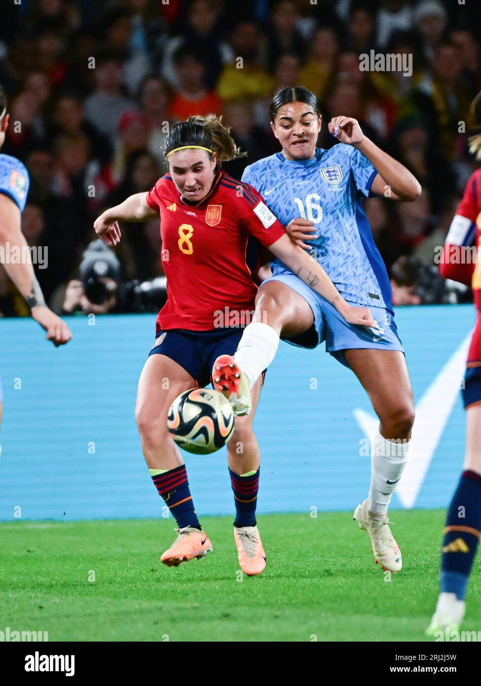 Sydney, Australia. 20th Aug, 2023. Maria Francesca Caldentey Oliver (L ...