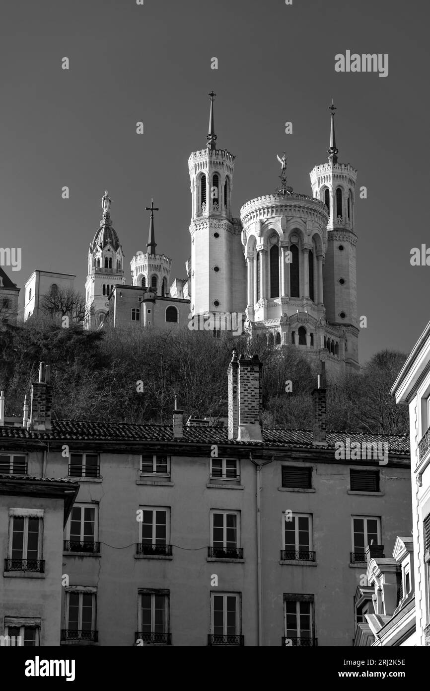 Exterior notre dame basilica Black and White Stock Photos & Images - Alamy