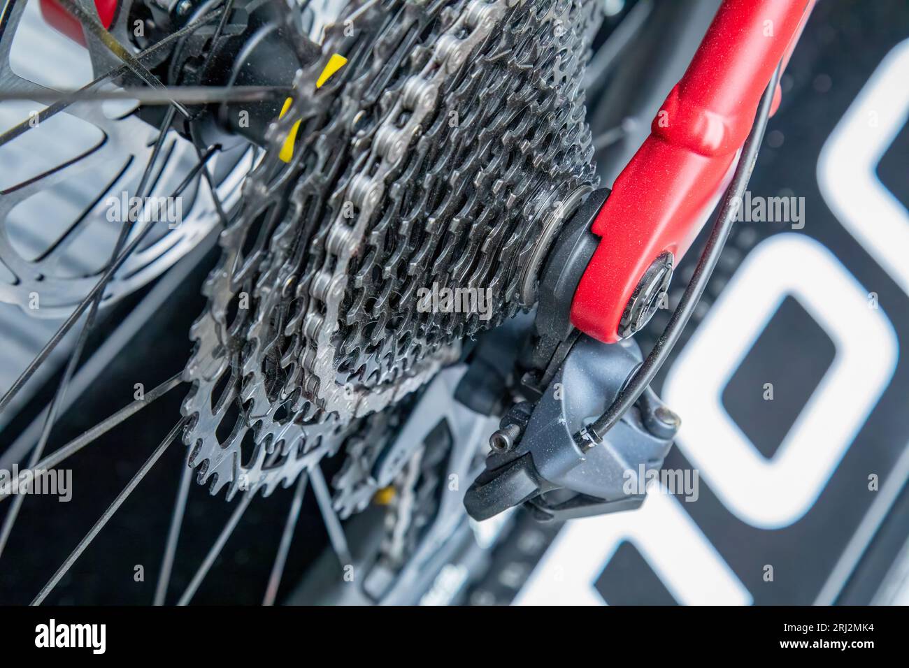 Bike gears hi-res stock photography and images - Alamy