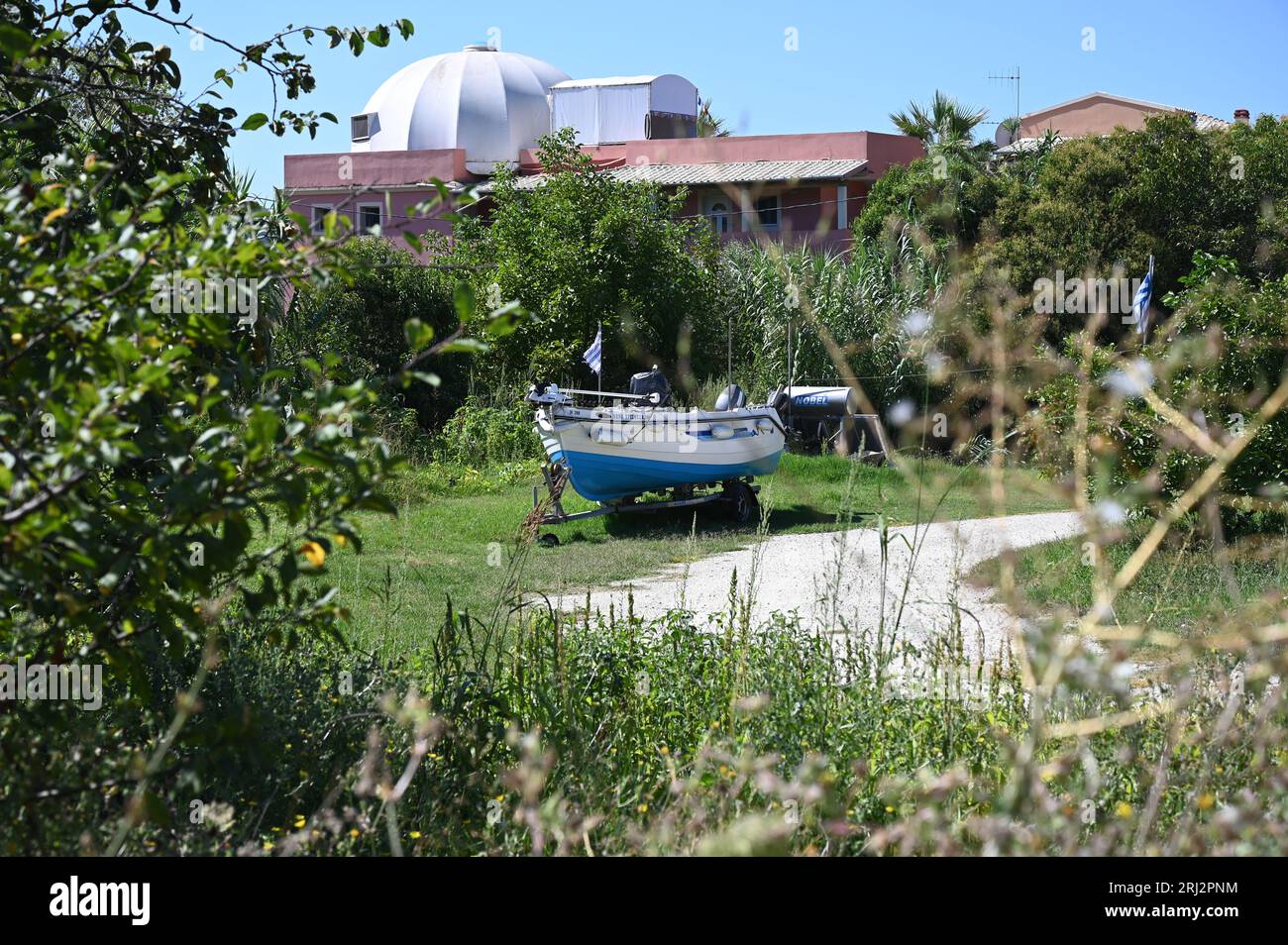 Landlocked boat hi-res stock photography and images - Alamy