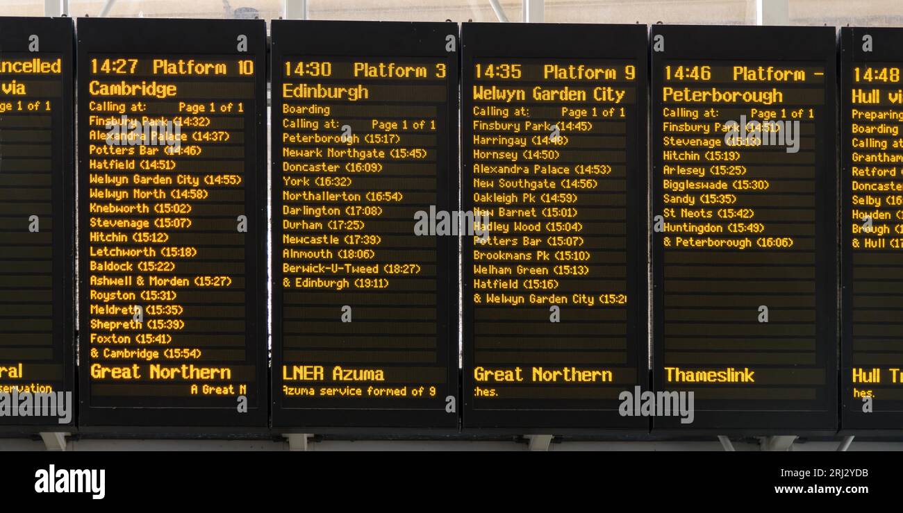 London, UK - July 29, 2023; London Kings Cross railway terminus electronic departure board Stock ...