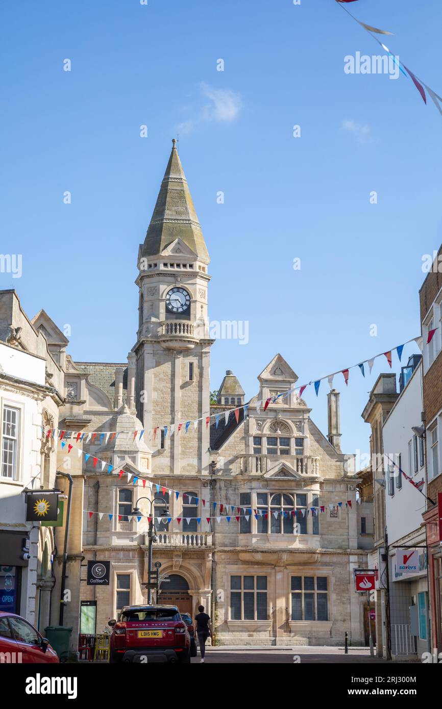 Trowbridge town centre hi-res stock photography and images - Alamy