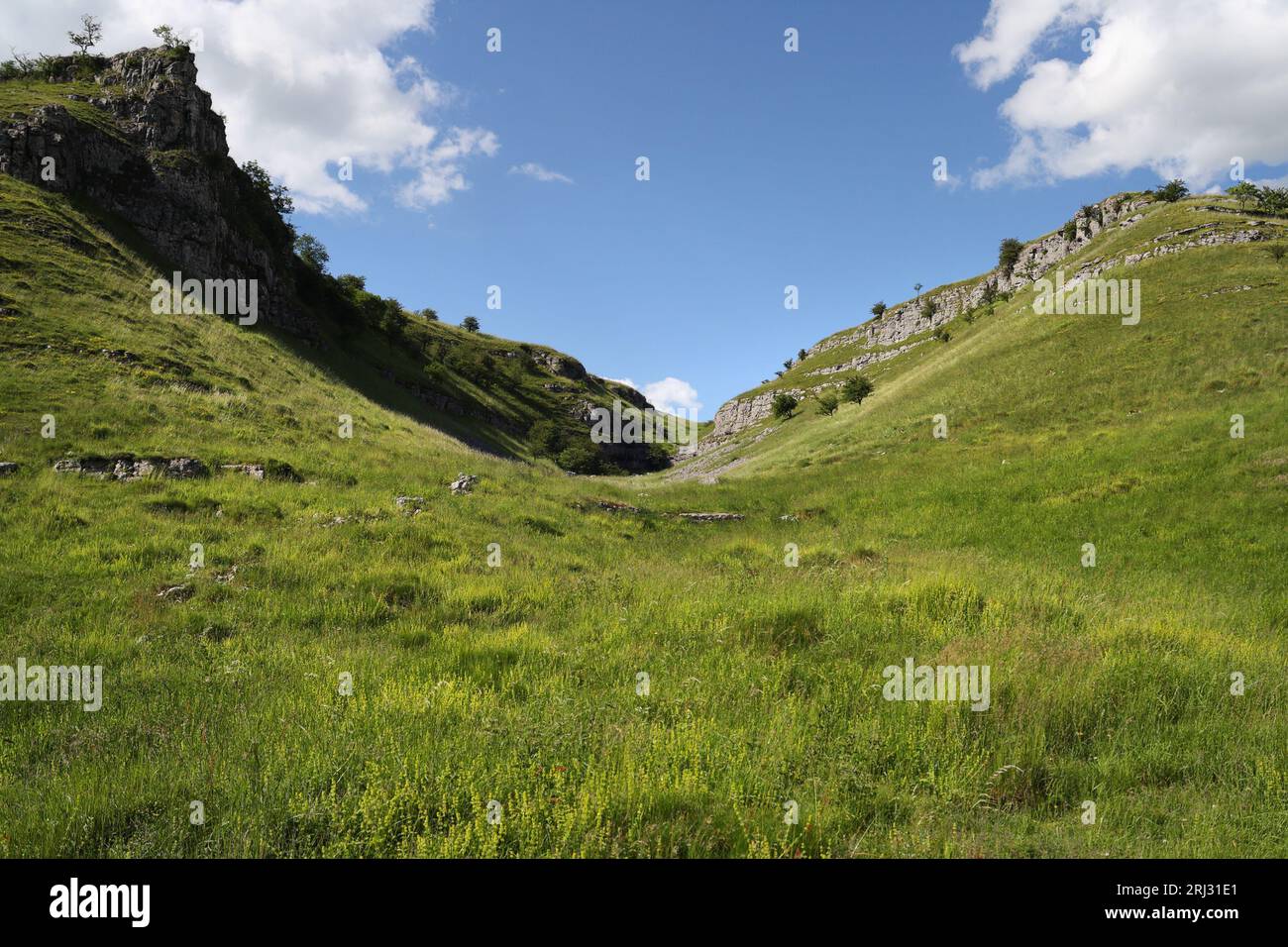Lathkill Dale Derbyshire Peak District National Park, England UK Scenic ...