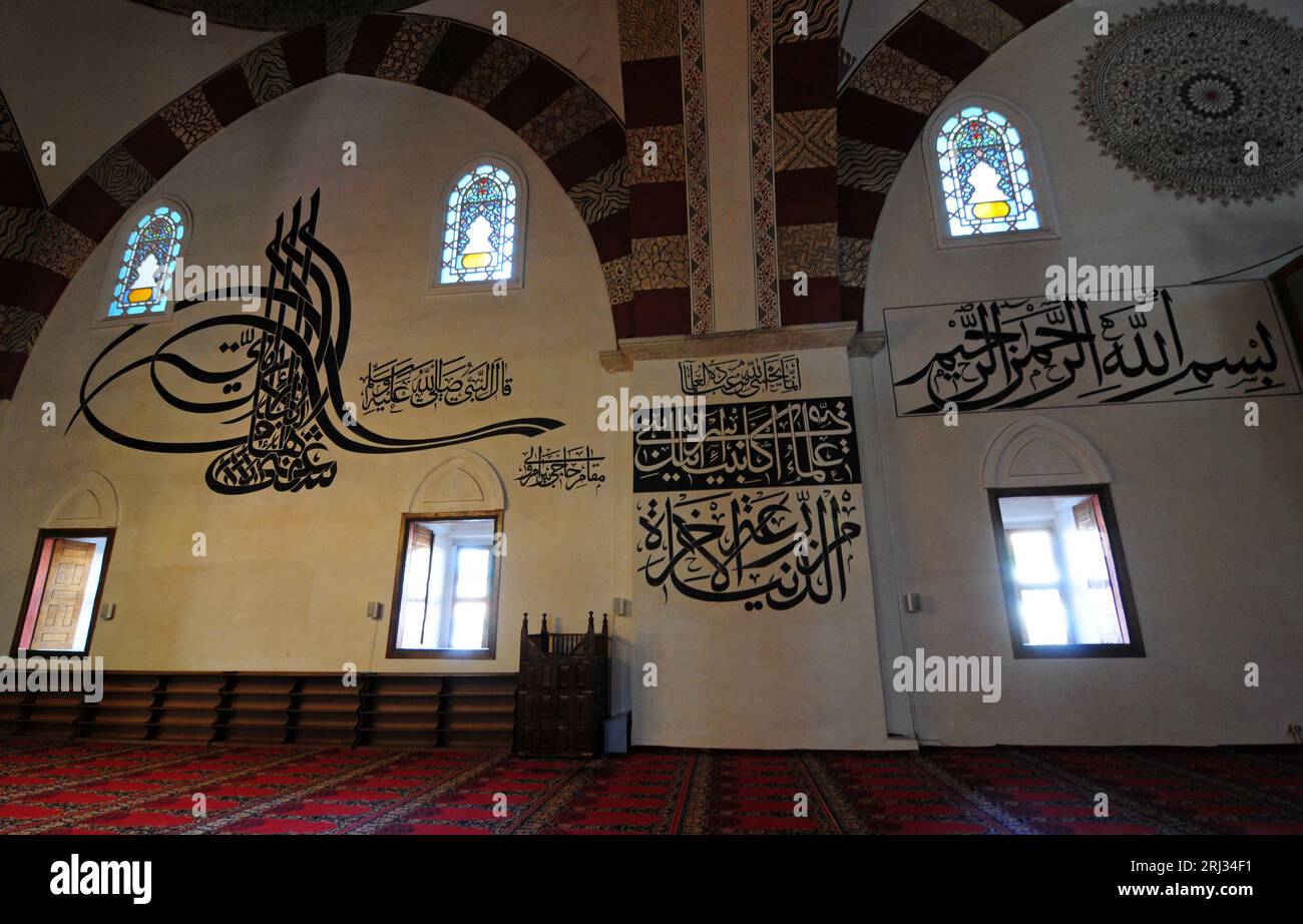 1414 completed hi-res stock photography and images - Alamy