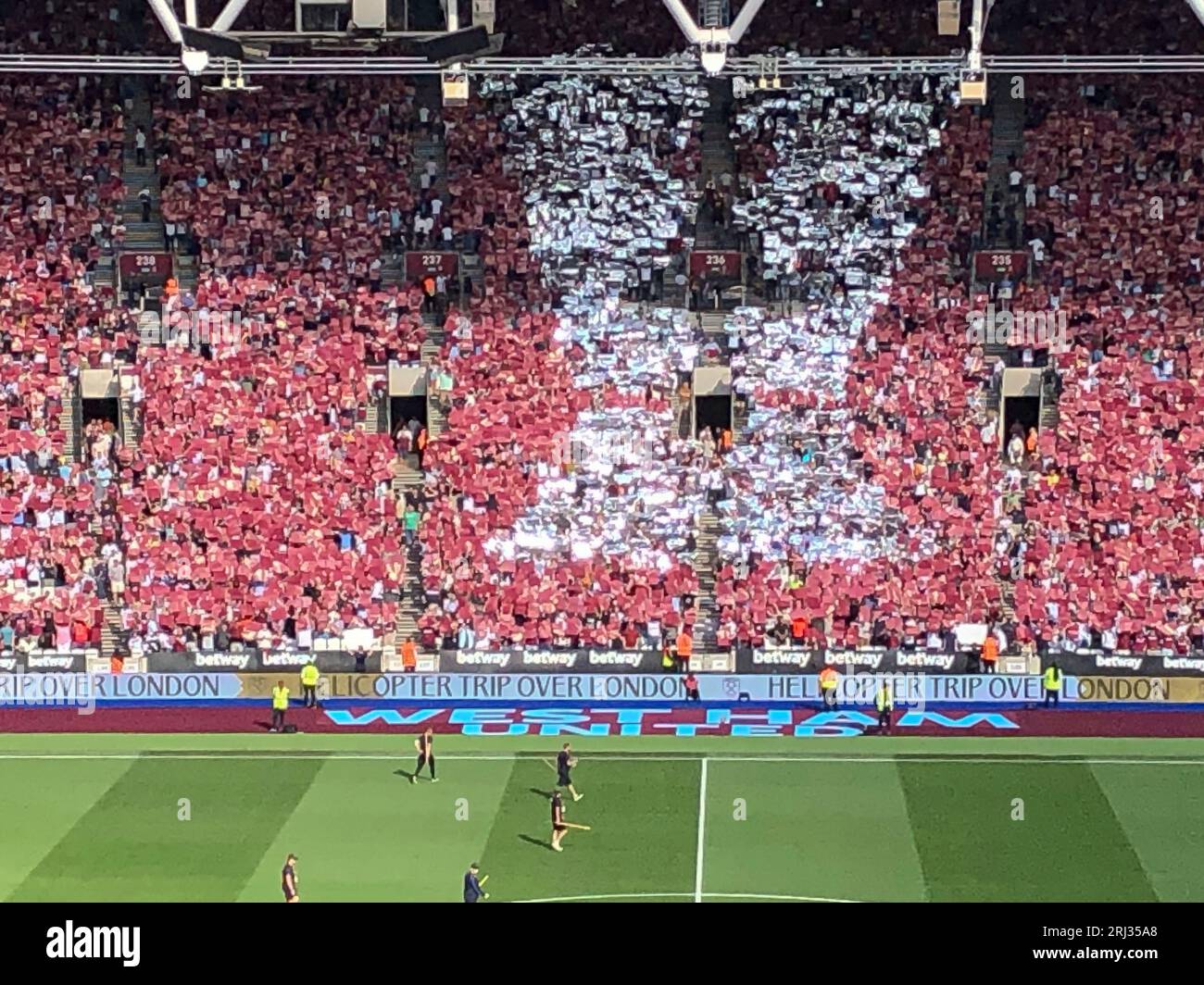 London stadium season 2023 24 hi-res stock photography and images - Alamy