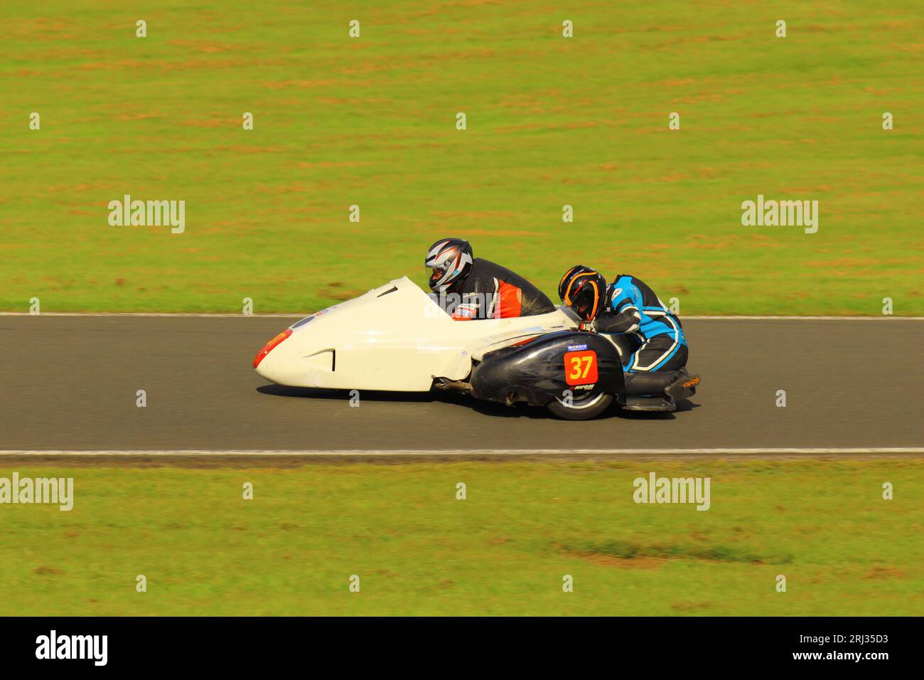 Cadwell park caterham hi-res stock photography and images - Alamy