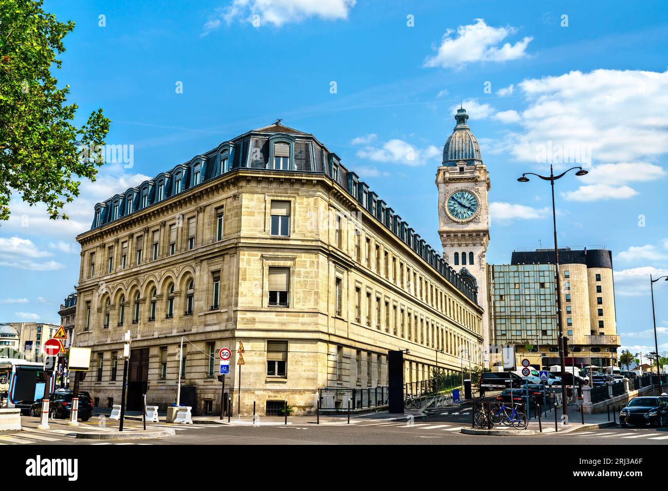 Tgv in station of lyon hi-res stock photography and images - Alamy