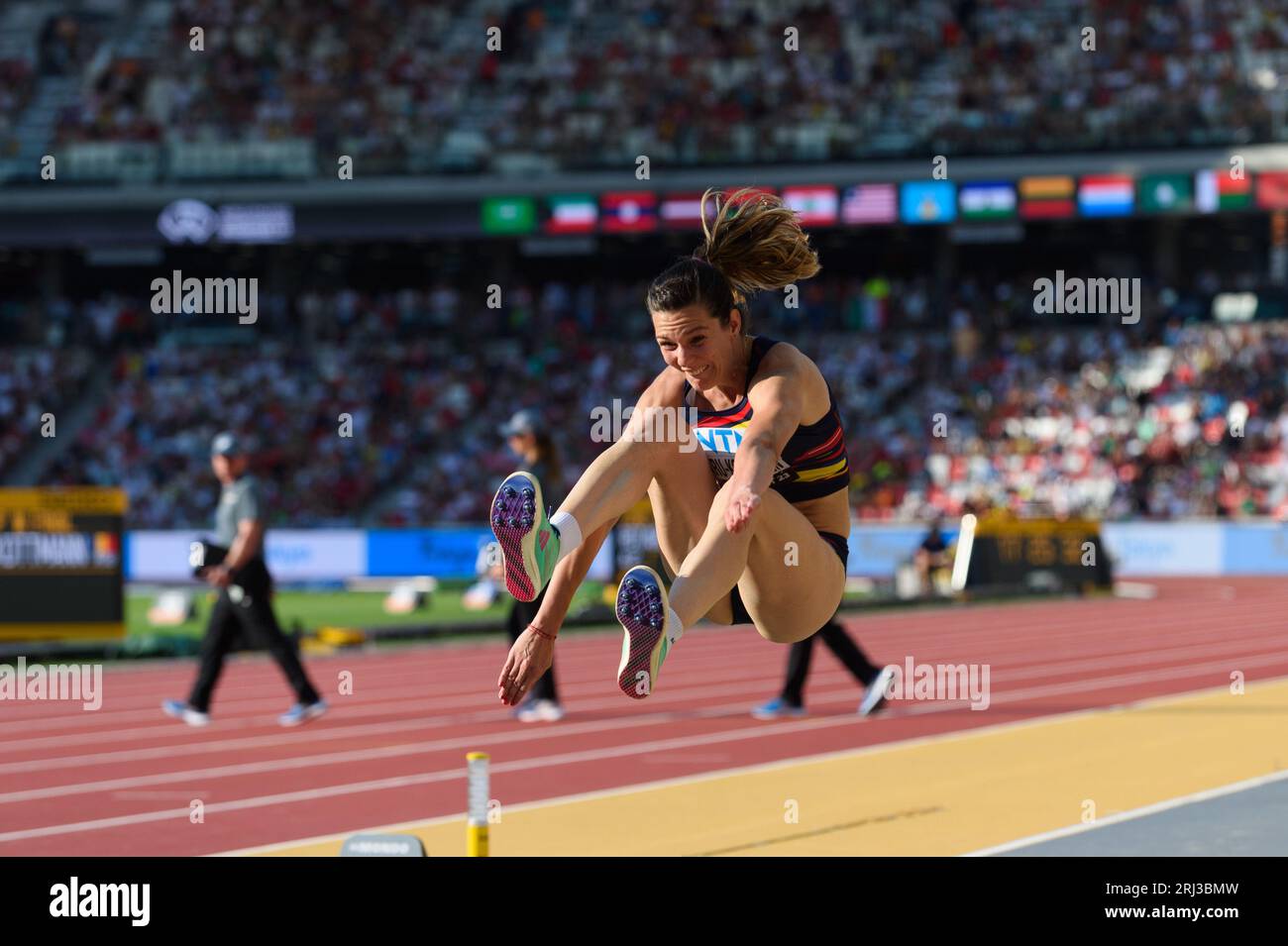 Romania long jump hi-res stock photography and images - Alamy
