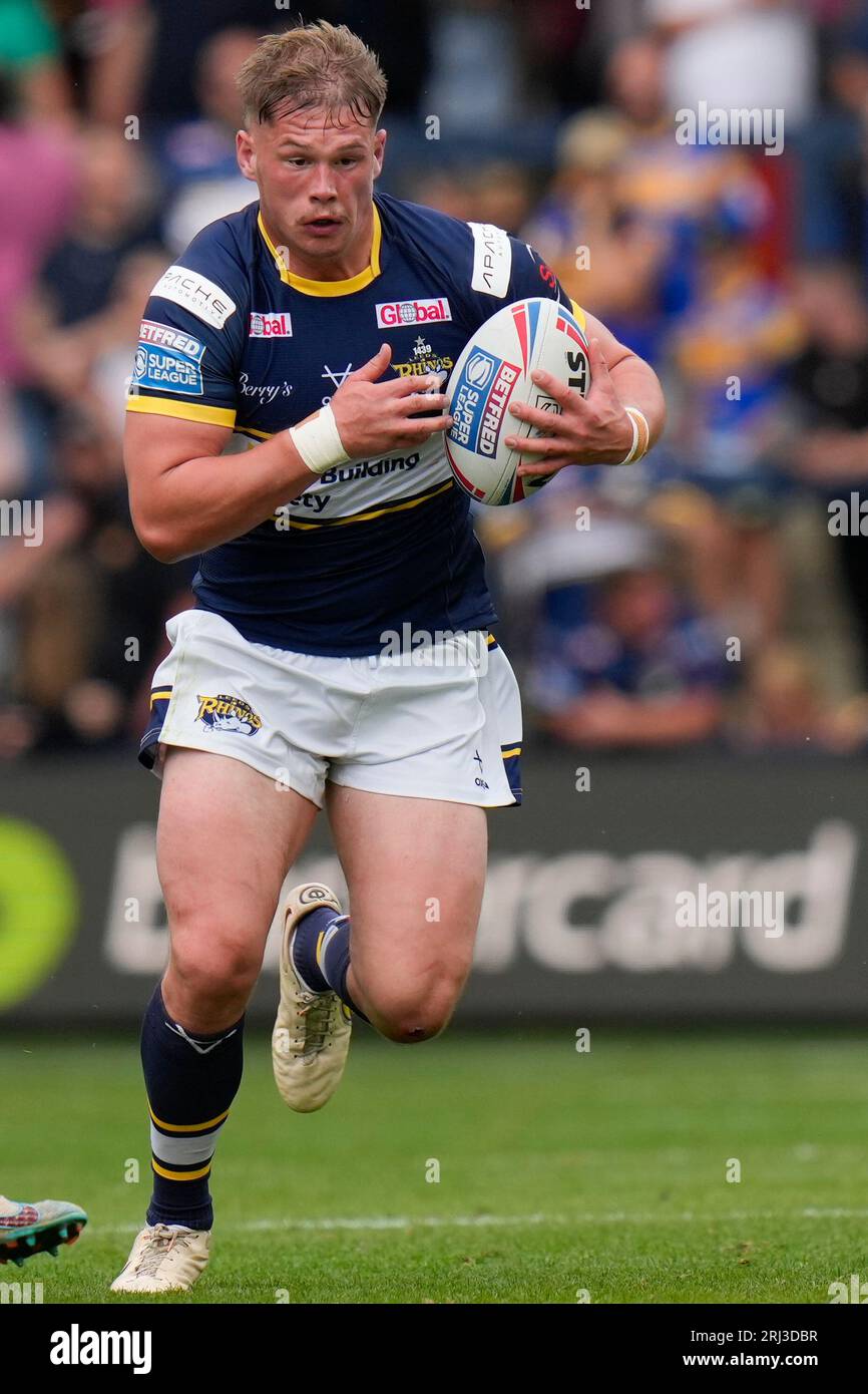 Tom Holroyd #18 of Leeds Rhinos during the Betfred Super League Round ...