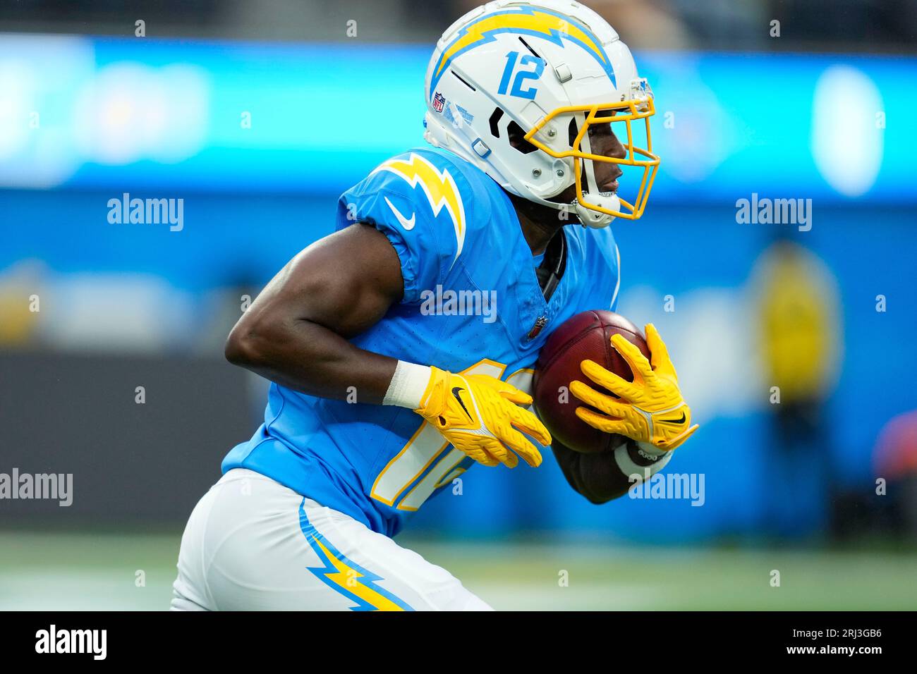 Los Angeles Chargers wide receiver Derius Davis (12) returns the ...