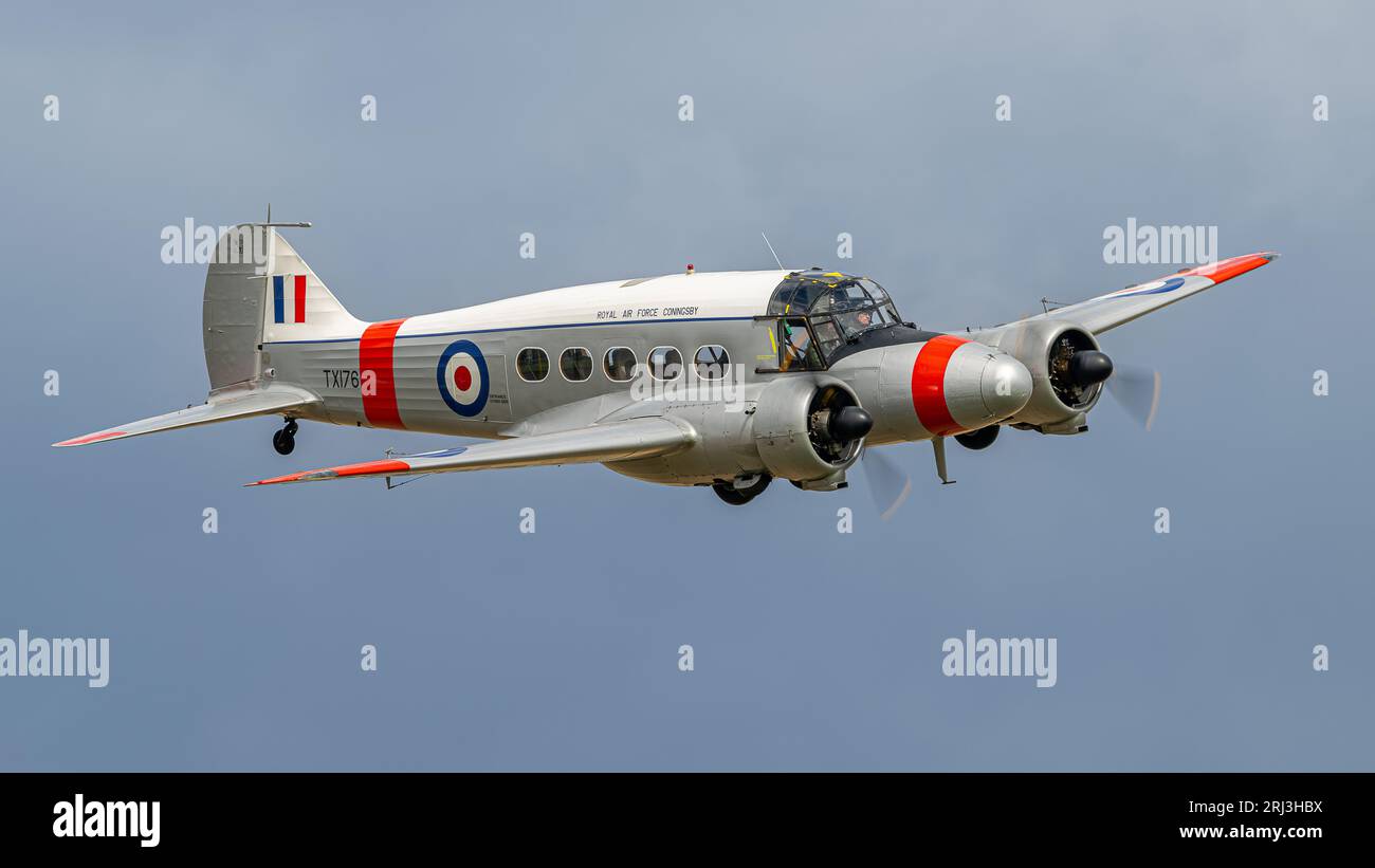 Avro anson hi-res stock photography and images - Alamy
