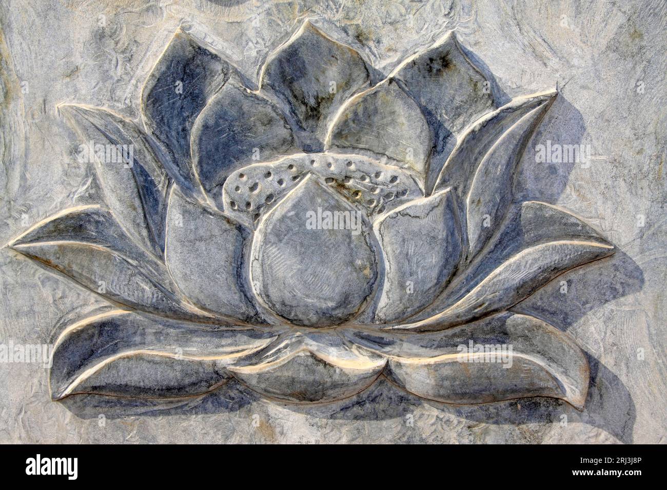 Carved lotus petals hi-res stock photography and images - Alamy