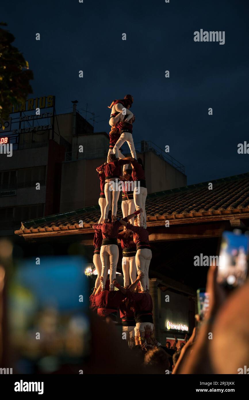 Cheerleading pyramid hi-res stock photography and images - Alamy