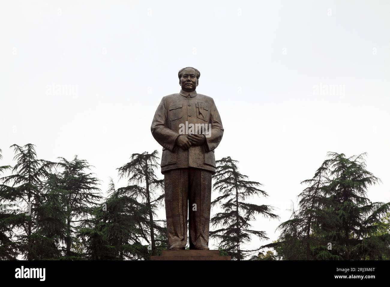 Hunan bronze statue hi-res stock photography and images - Alamy