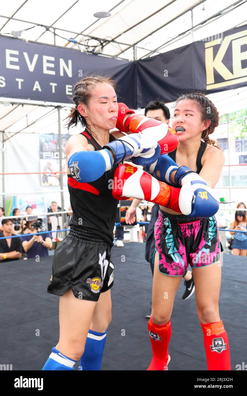 Muay Thai: Girl Power Stock Photo - Alamy