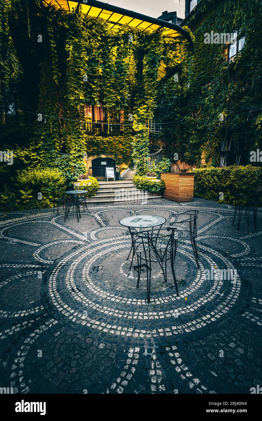 Courtyard of the old historic tenement house in the city of Budapest ...