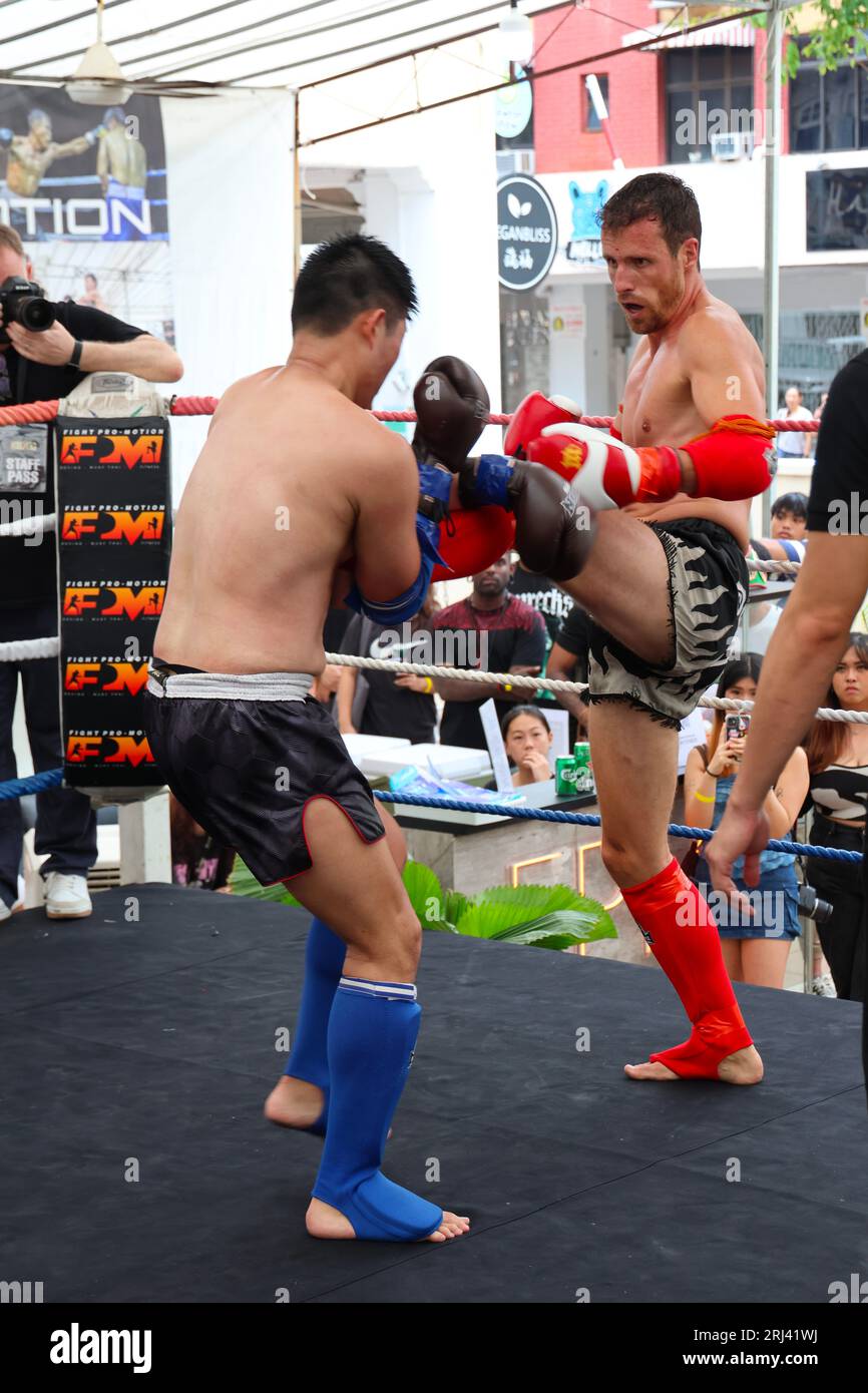 Muay thai fight hi-res stock photography and images - Alamy