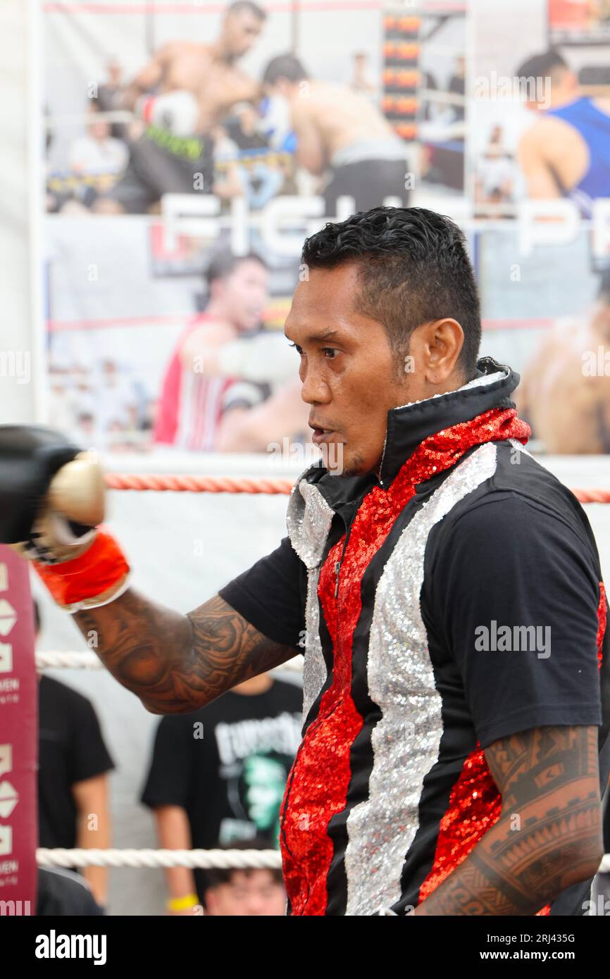 Bantam weight boxers hi-res stock photography and images - Alamy