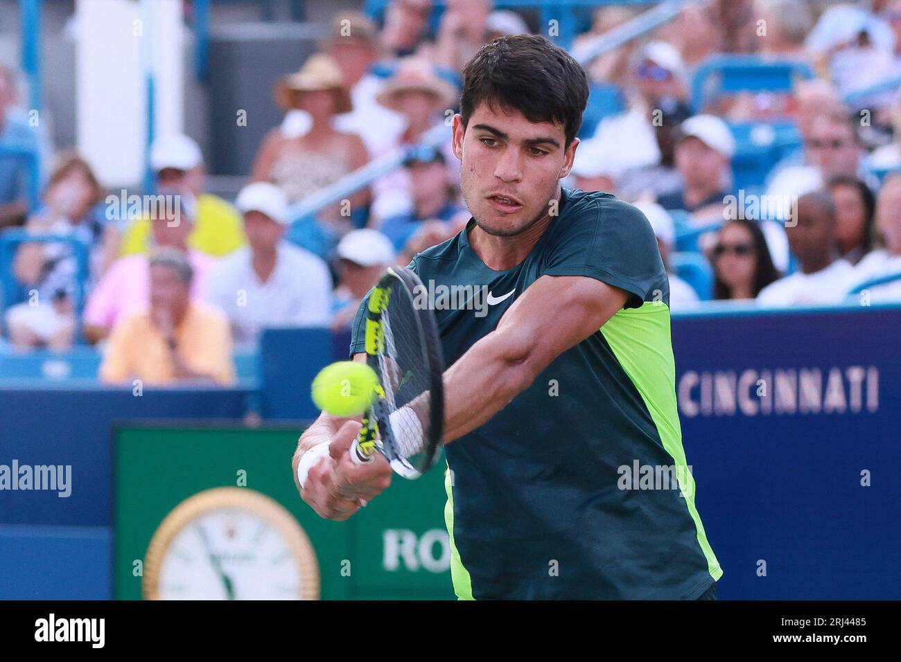 Carlos alcaraz backhand hi-res stock photography and images - Alamy