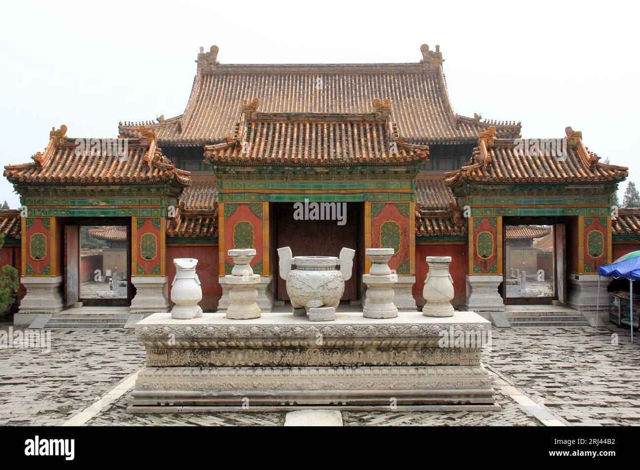 Zunhua, May 13: Tomb passage and Stone carving works landscape ...