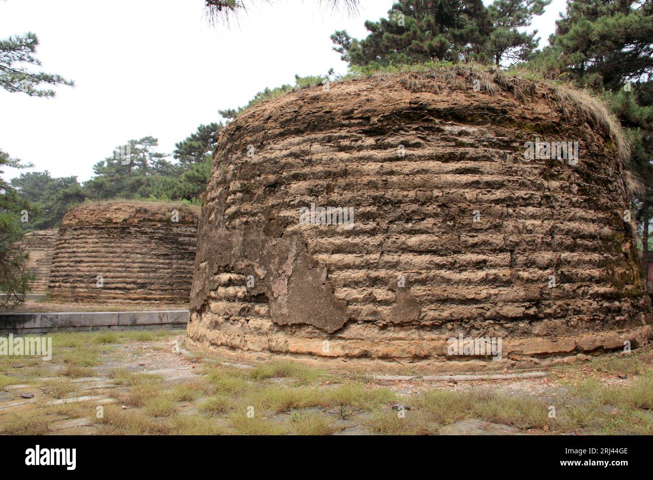 Princess tombs hi-res stock photography and images - Alamy