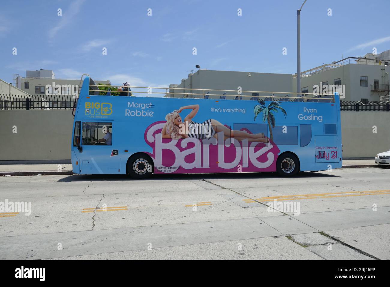 Los Angeles, California, USA 21st July 2023 Barbie Bus with Margot ...