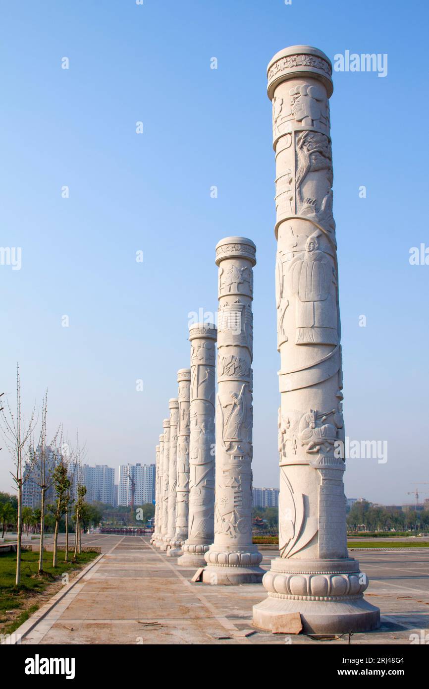 Totem pole column hi-res stock photography and images - Alamy