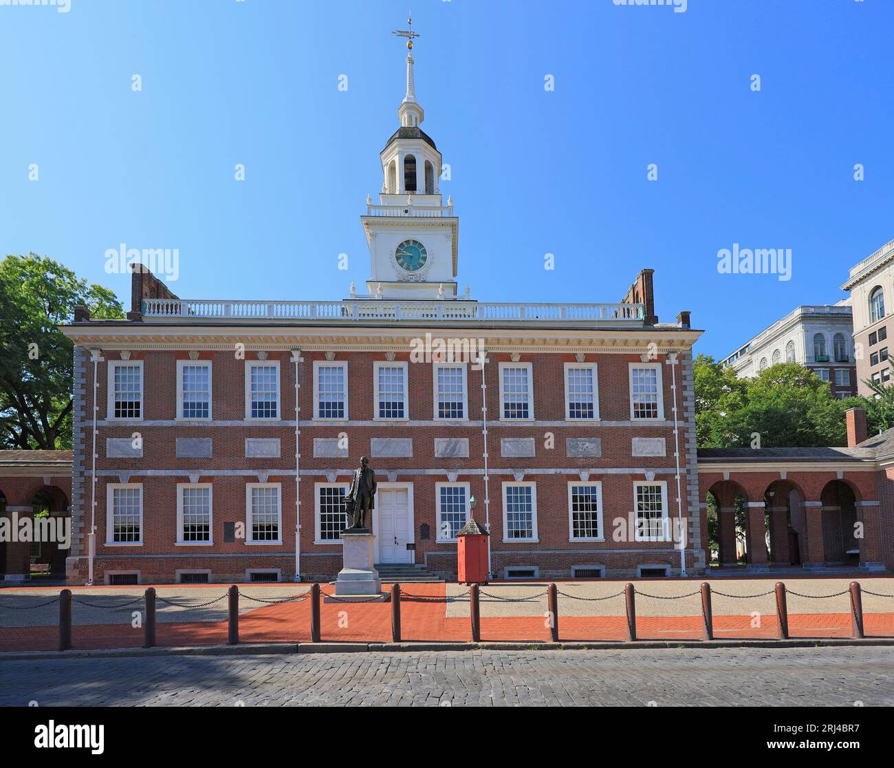 Independence Hall in Philadelphia, Pennsylvania, USA Stock Photo - Alamy