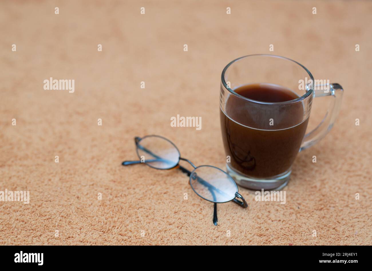 Modern clear glass black coffee on the table Rest time for drinking ...
